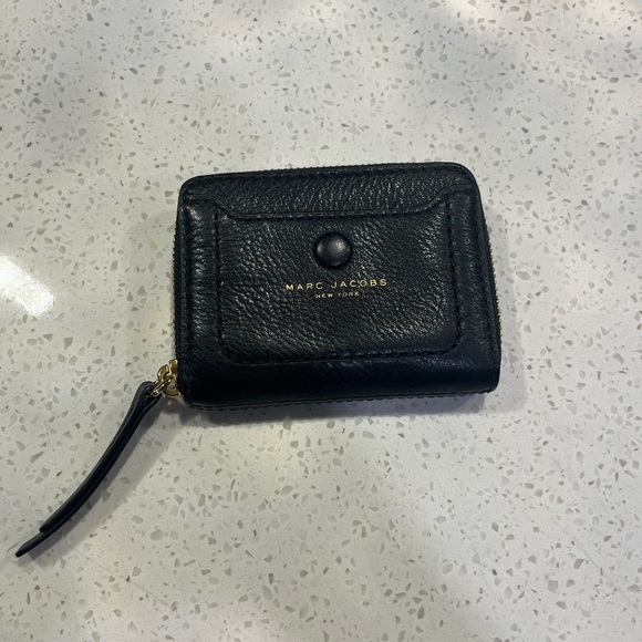 Marc Jacobs | Bags | Mini Marc Jacobs Zip Wallet | Poshmark